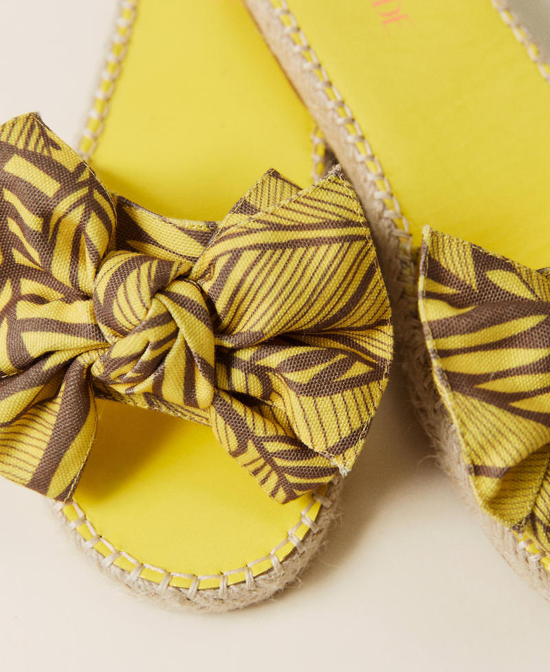 Sandalias de pala con lazo Mujer, Amarillo | TWINSET Milano