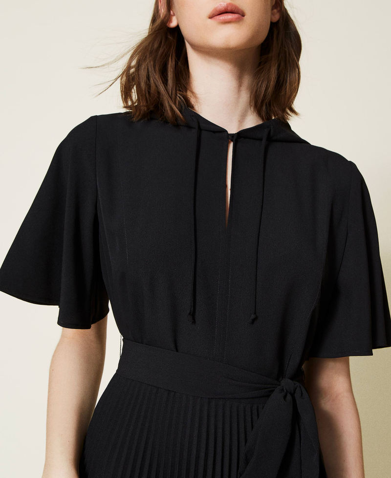 Crêpe de Chine dress with pleats Woman, Black | TWINSET Milano