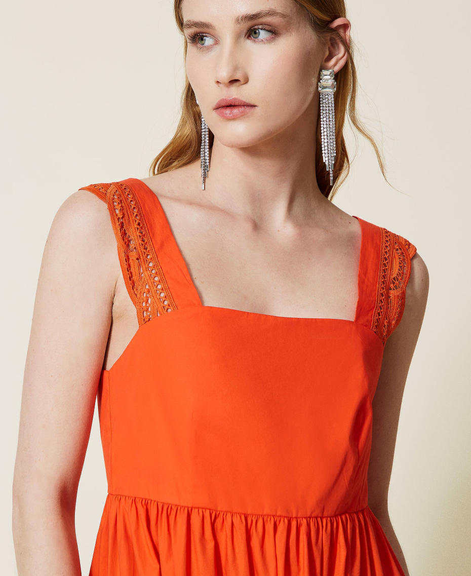 Robe longue en popeline avec dentelle