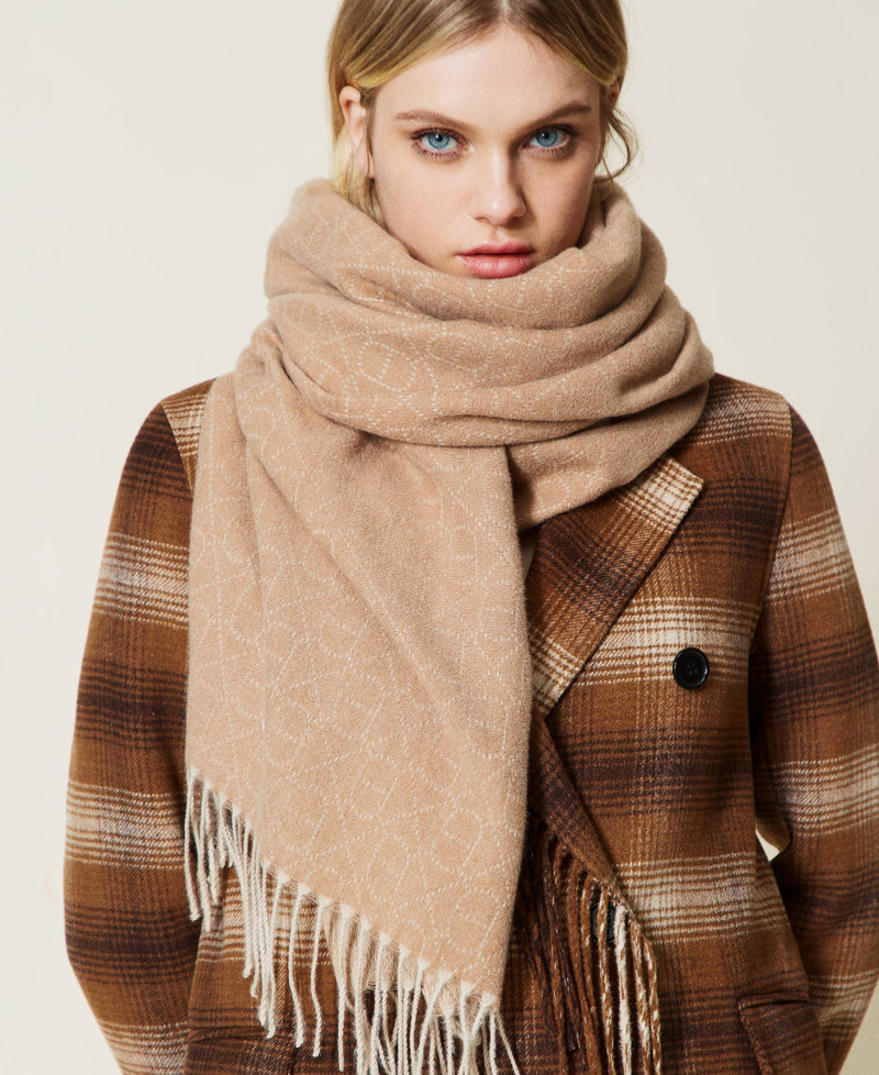 Wool cloth stole with jacquard logo Woman, Beige | TWINSET Milano
