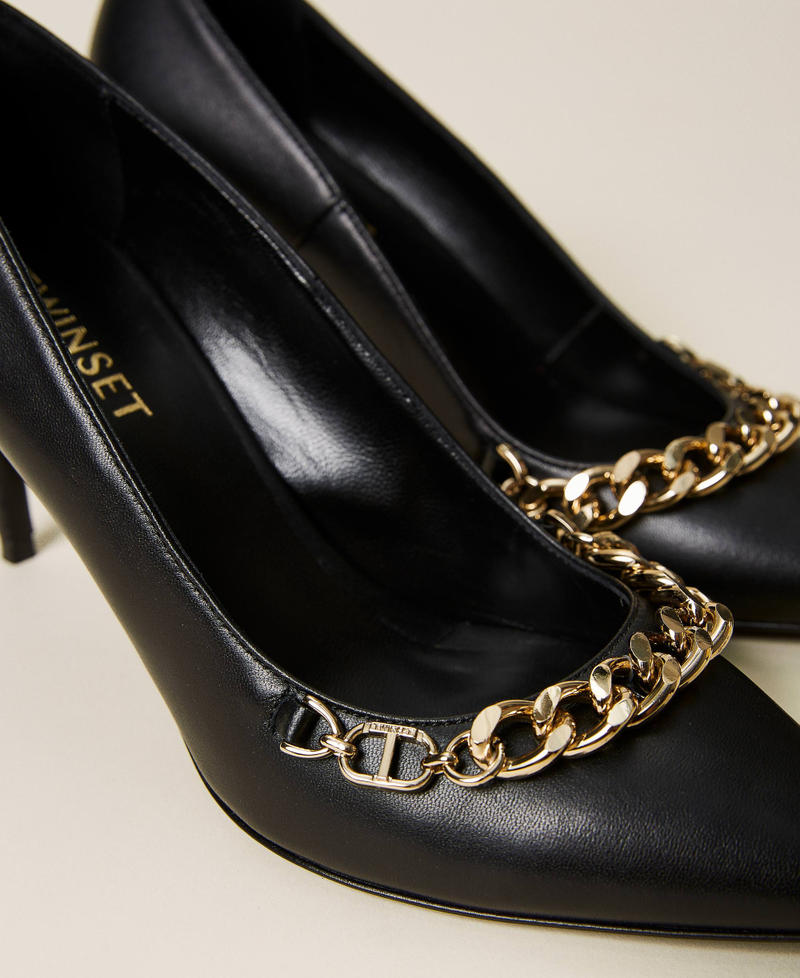 Leather court shoes with chain and logo Woman, Black | TWINSET Milano