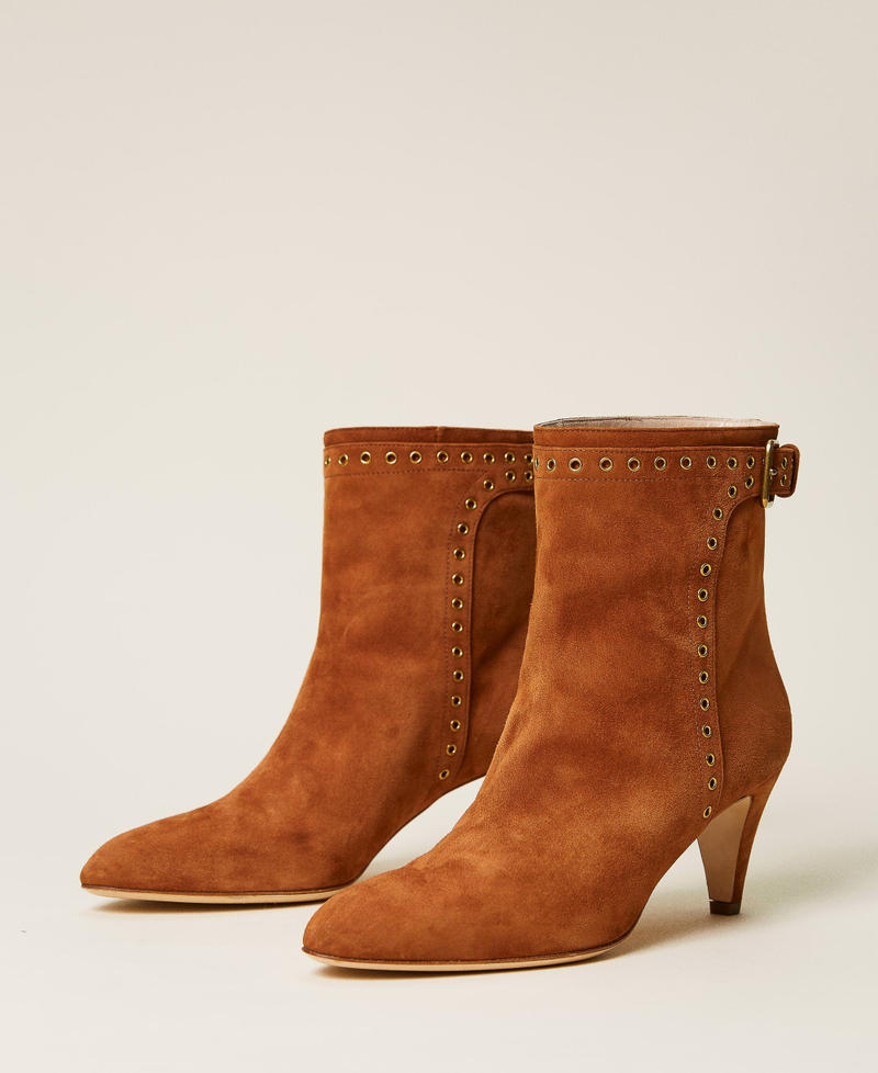 Suede ankle boots with eyelets Woman, Brown | TWINSET Milano