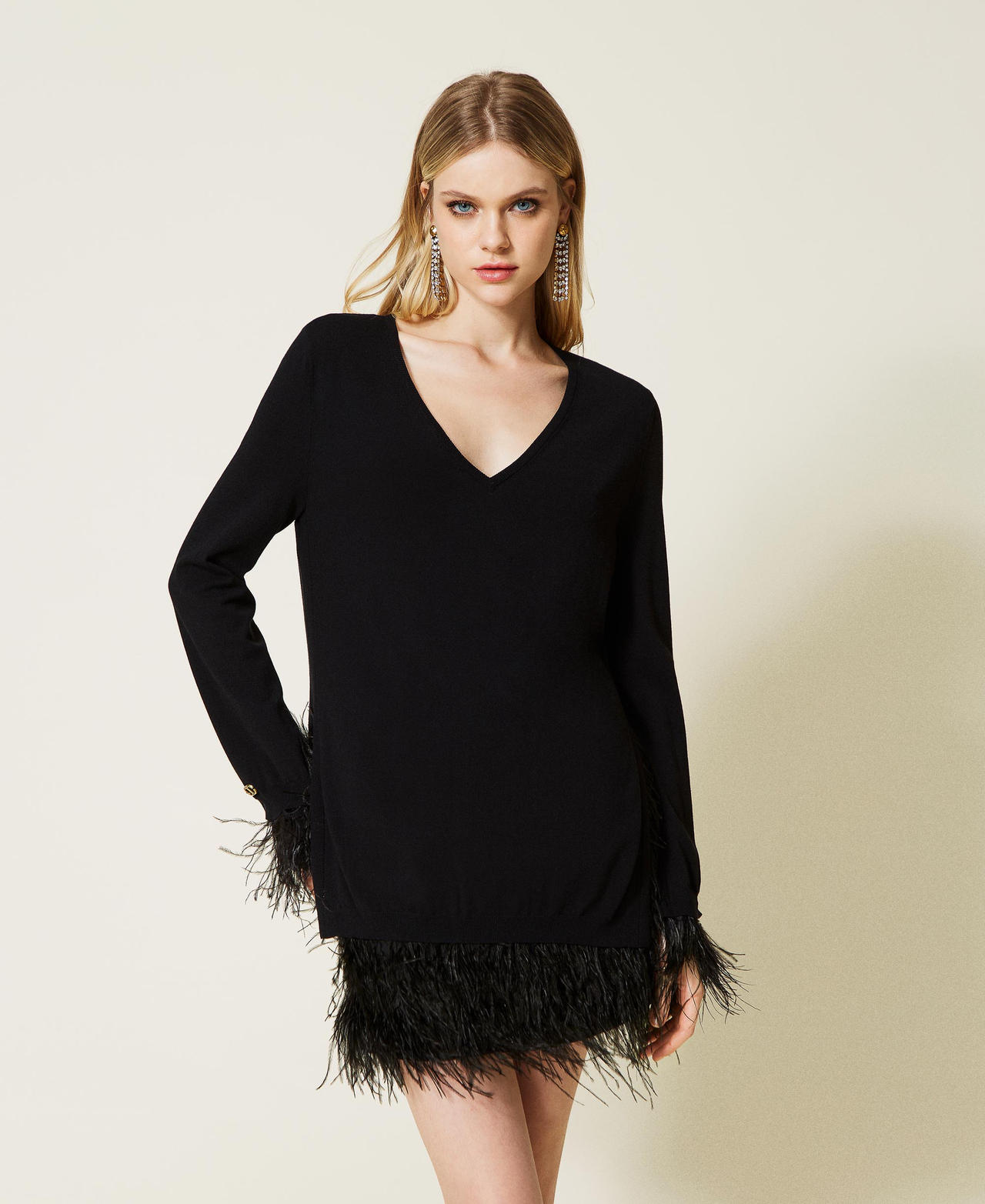 Dual-use jumper with feathers Woman, Black | TWINSET Milano