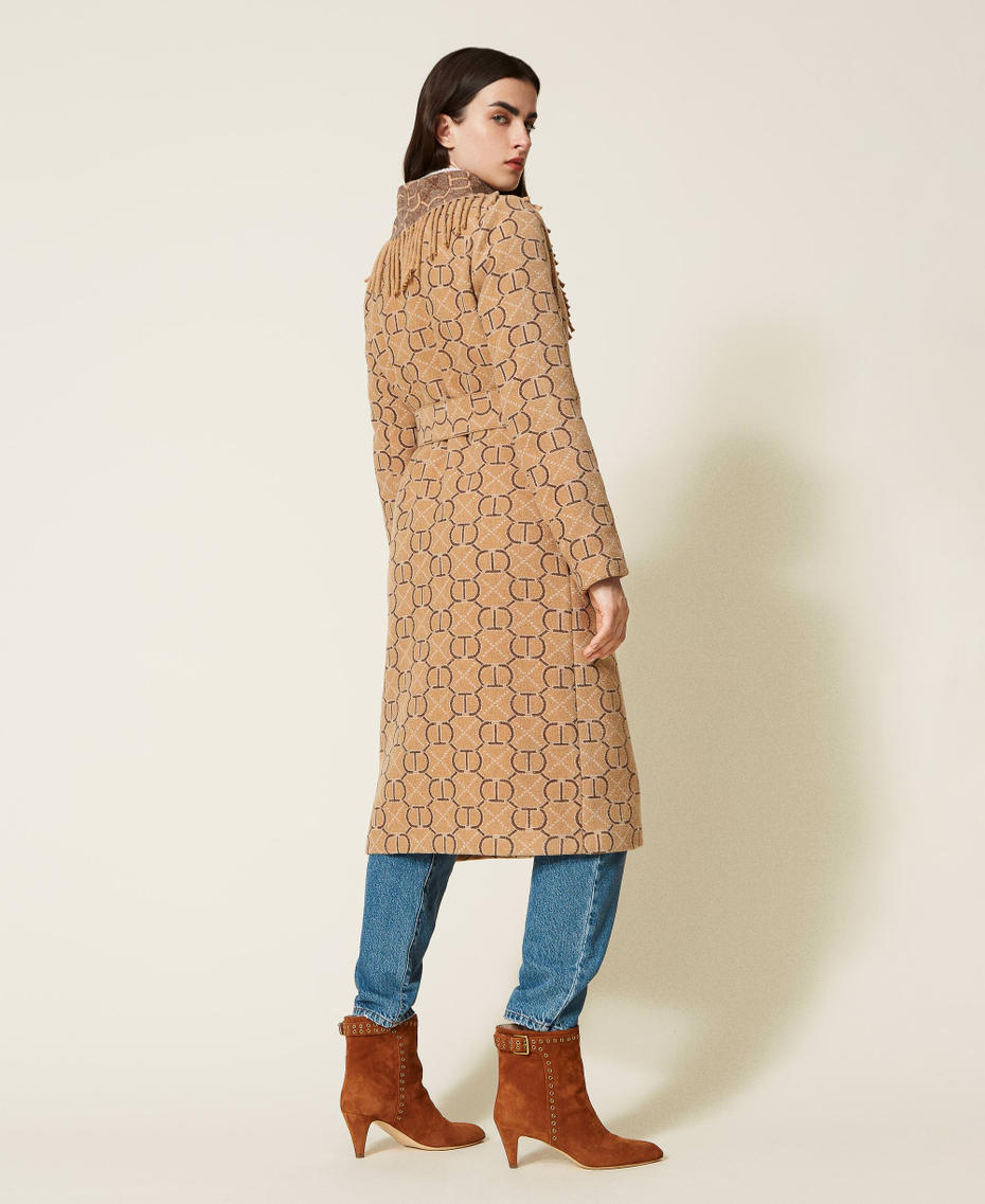 Jacquard coat with logo and fringes Woman, Beige | TWINSET Milano