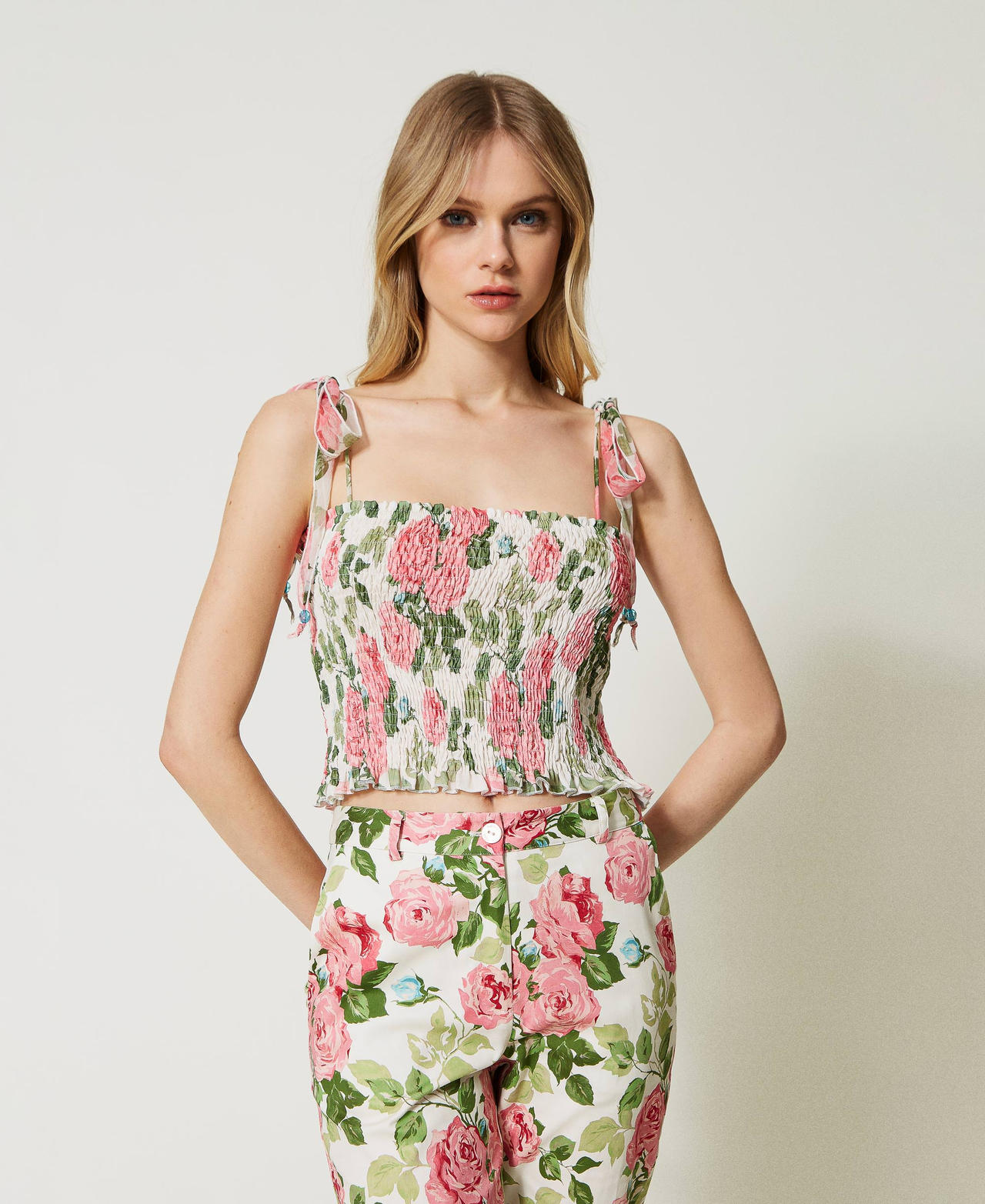 Creponne top with rose print Woman, Patterned | TWINSET Milano