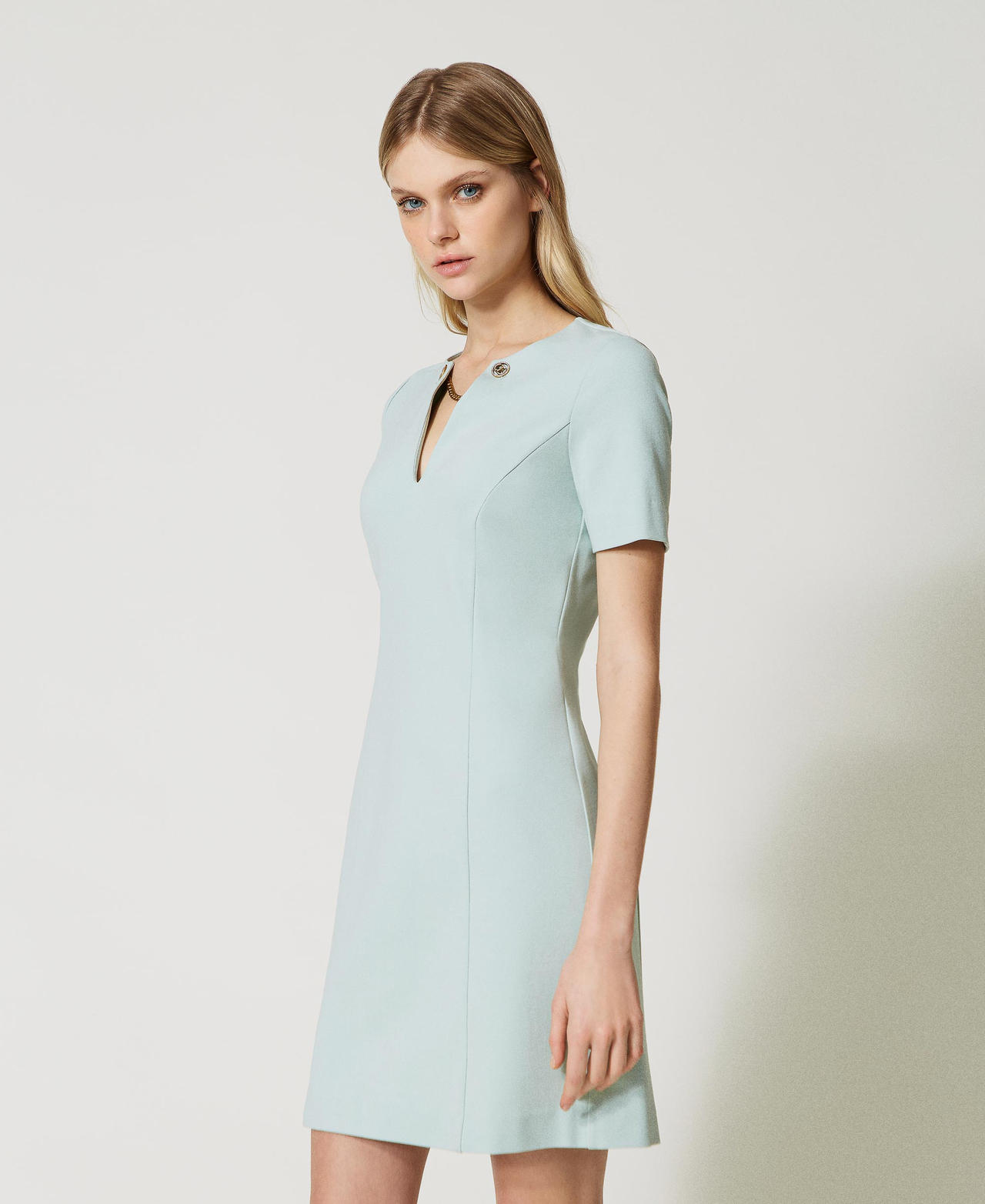 Vestido ceñido con botones Oval T Mujer, Verde | TWINSET Milano
