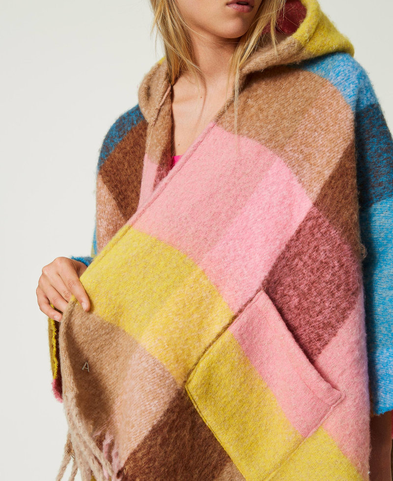 Chequered wool cloth poncho Woman, Patterned | TWINSET Milano