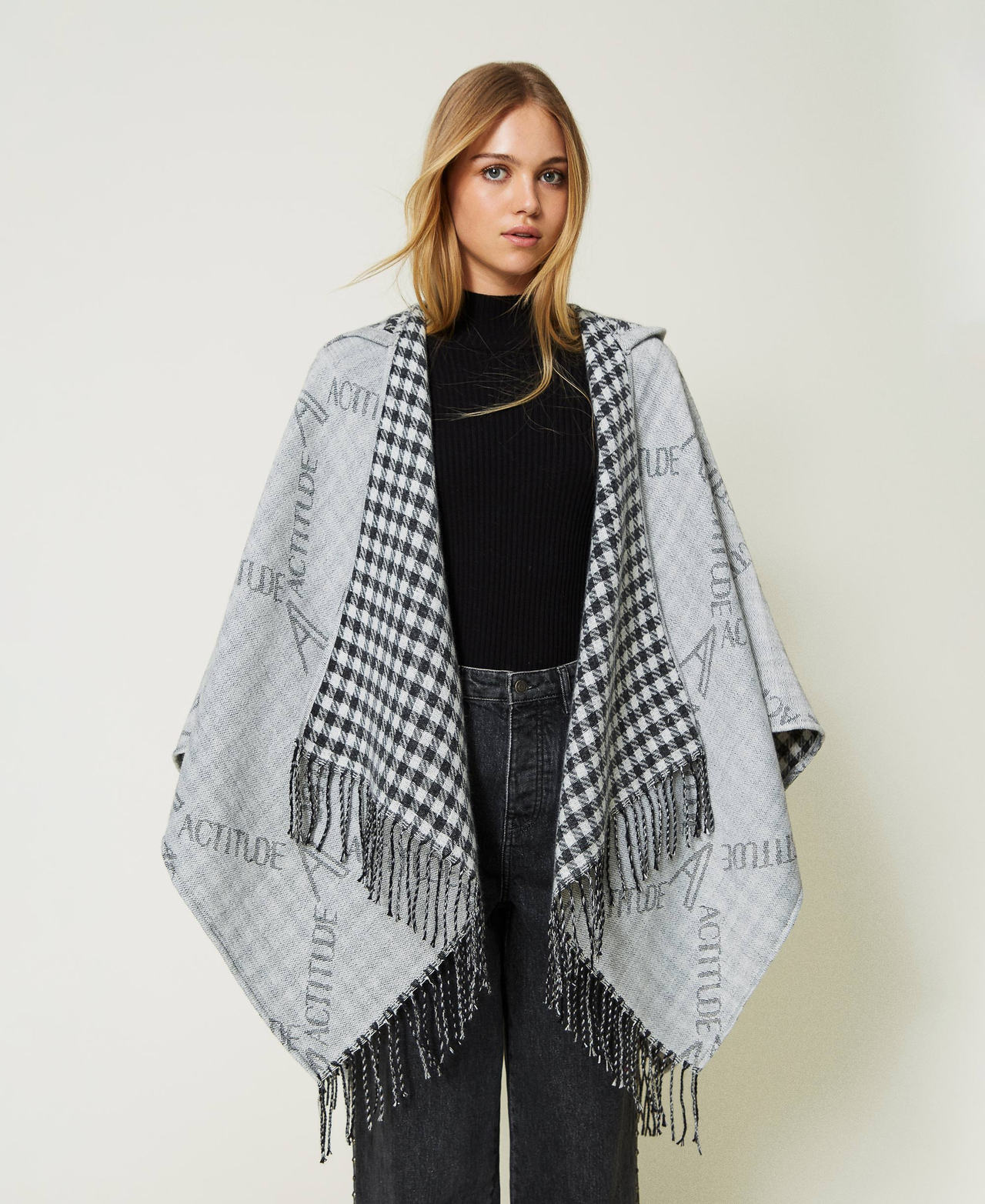 Poncho reversible de paño Mujer, Blanco | TWINSET Milano