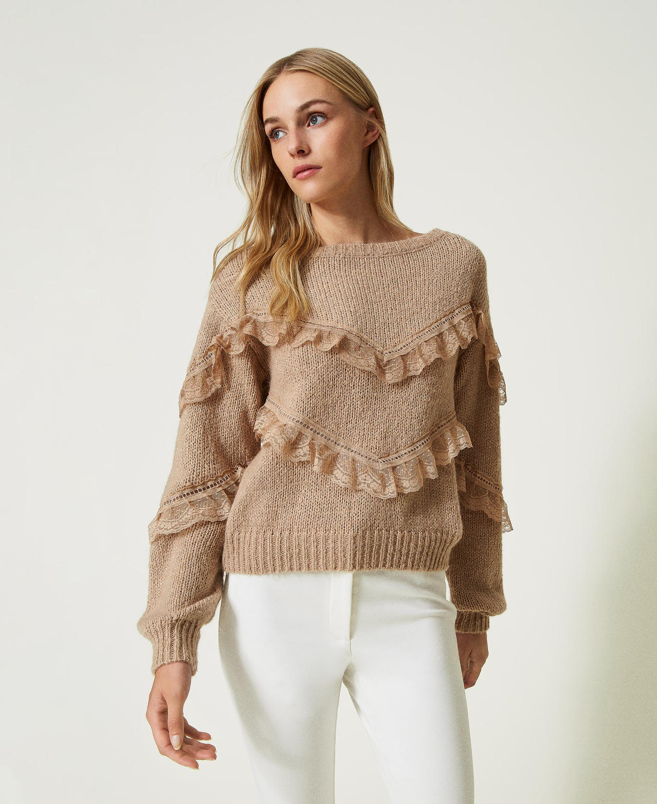 Maglia con volant in pizzo Donna, Beige | TWINSET Milano