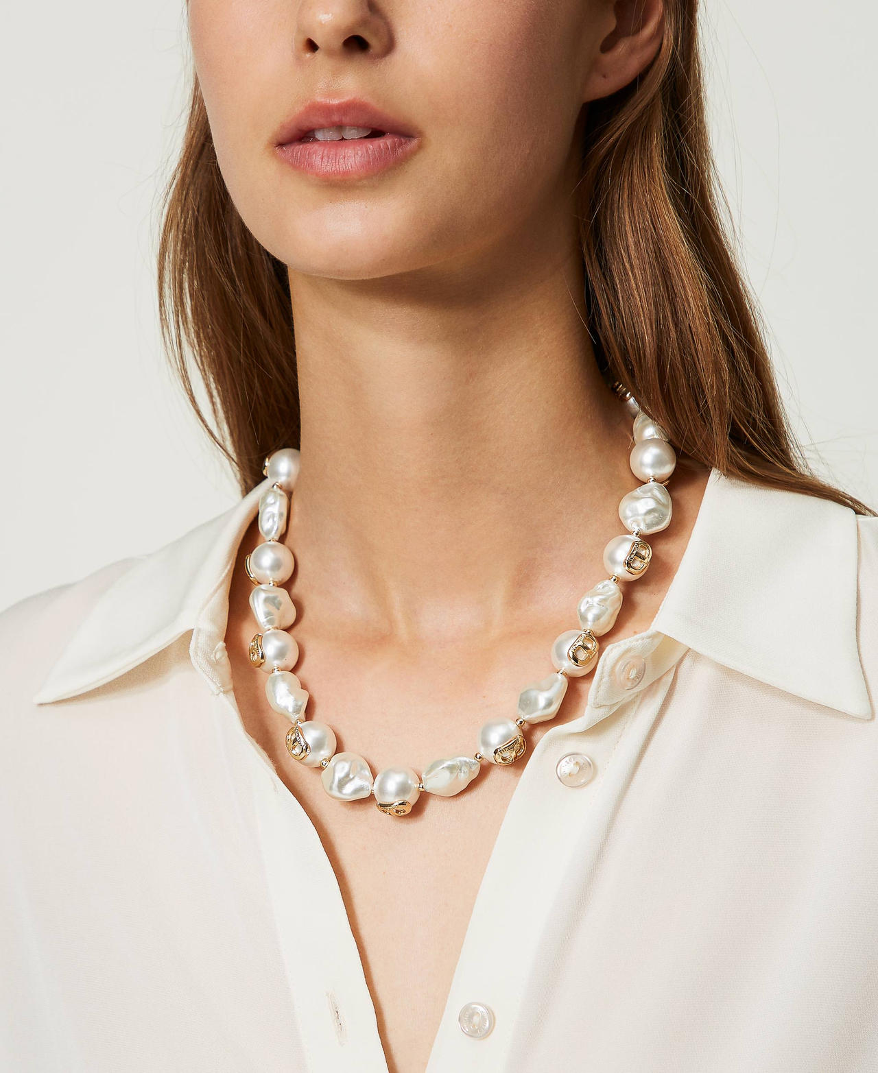 Collana girocollo con perle e Oval T Donna, Oro | TWINSET Milano