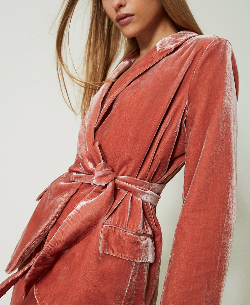 Giacca in velluto panné con cintura Donna, Rosa | TWINSET Milano