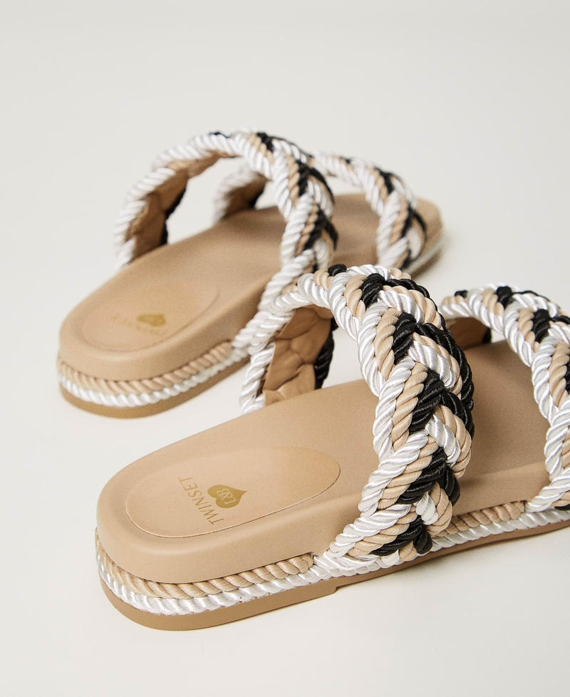 Sandalias trenzadas Mujer, Marrón | TWINSET Milano