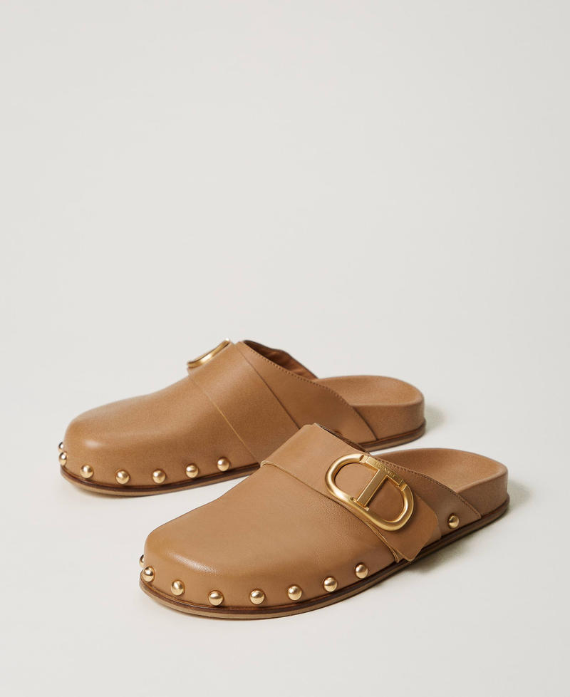 Leather sabot with Oval T Woman, Brown | TWINSET Milano