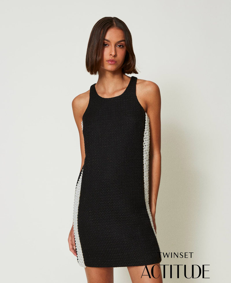 Short mat-effect texture dress with pearls Woman, Black | TWINSET Milano