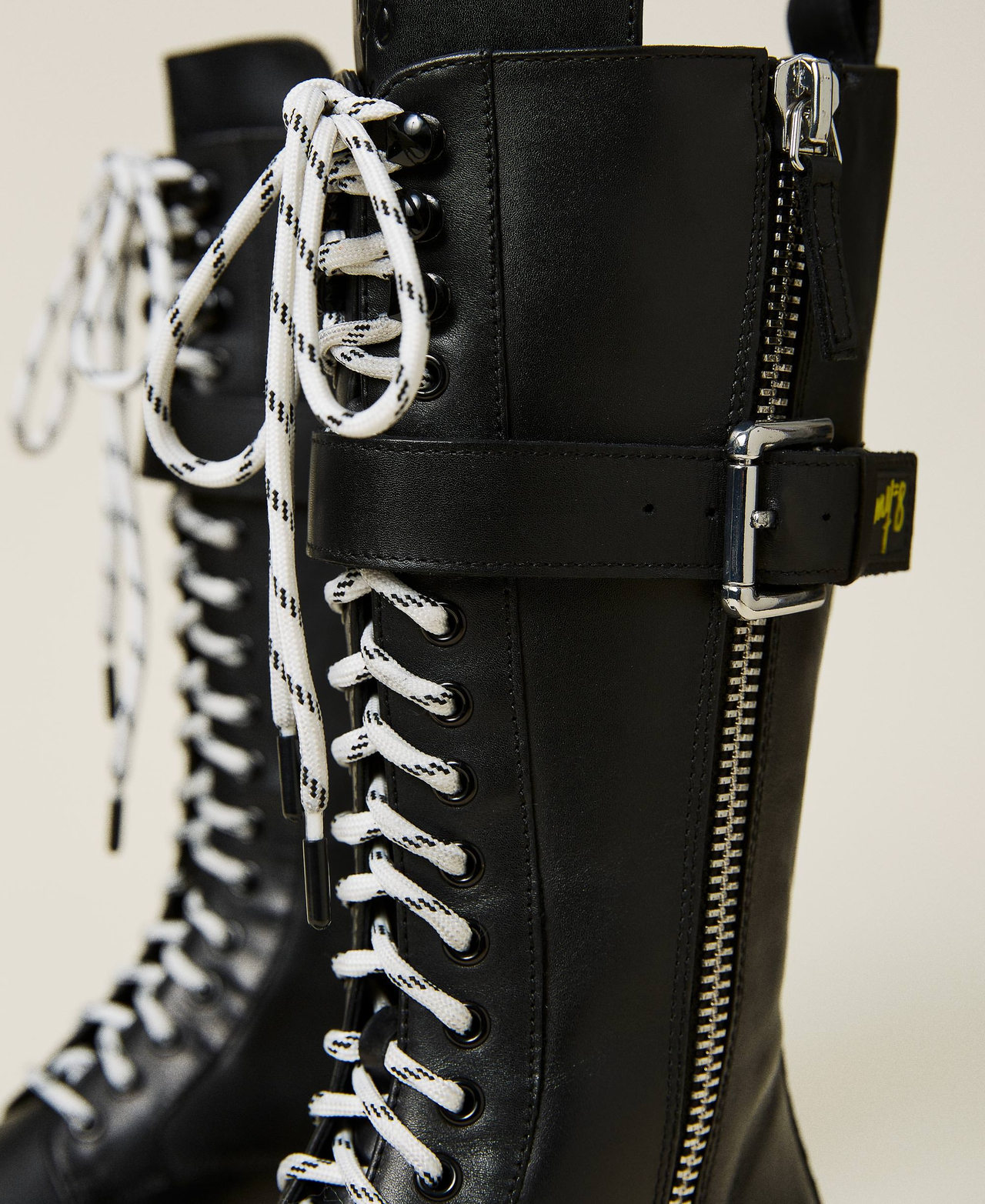Anfibi alti MYFO in pelle Unisex, Nero | TWINSET Milano