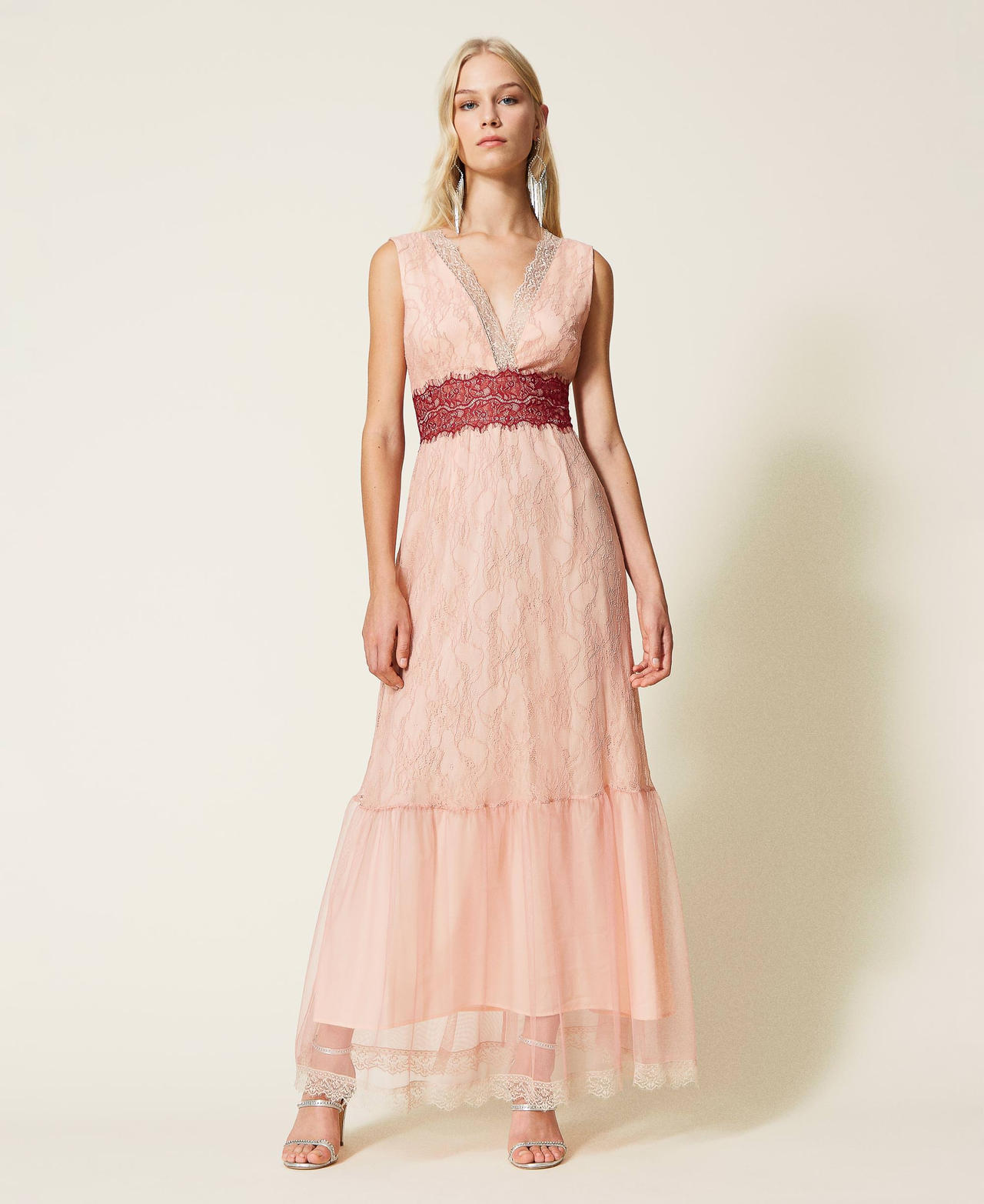 Abito lungo in pizzo Valenciennes Donna, Rosa | TWINSET Milano